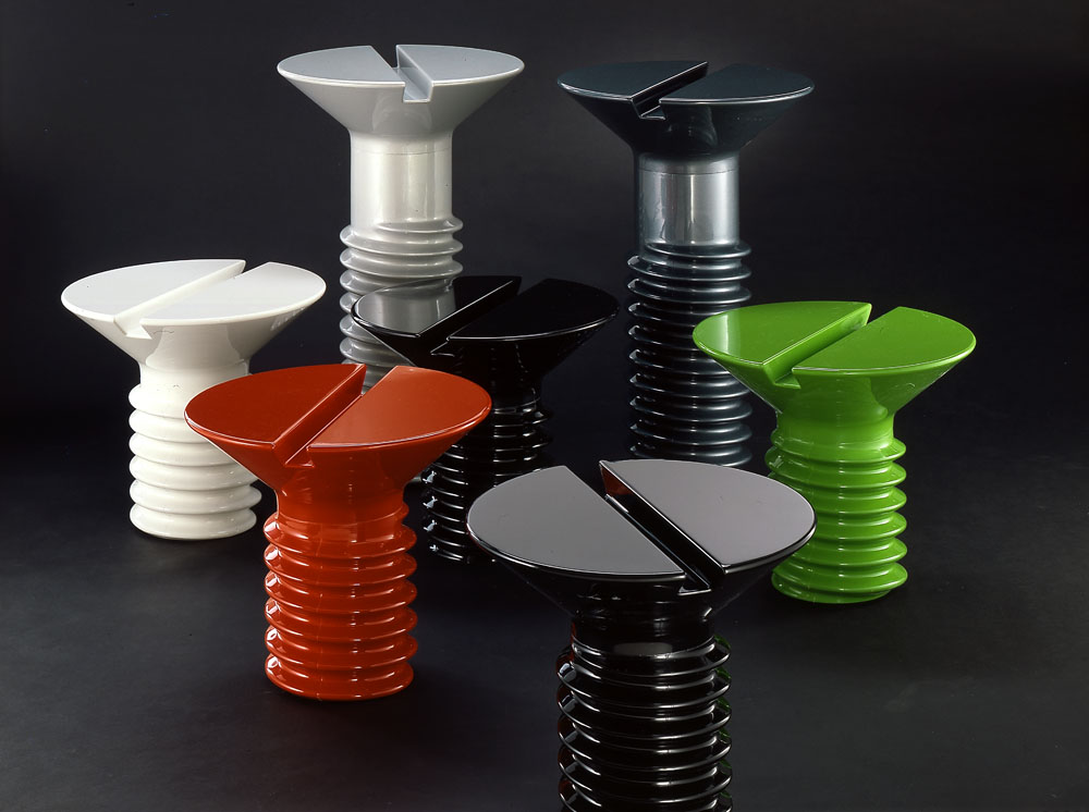 Screw Table | eeroaarnio